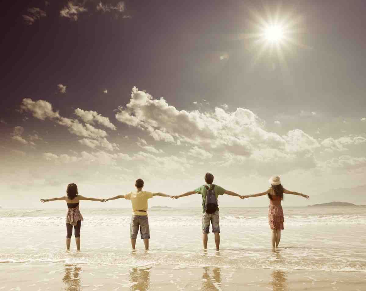 Les amitiés sont des bénédictions qui nous aident à guérir l'âme.