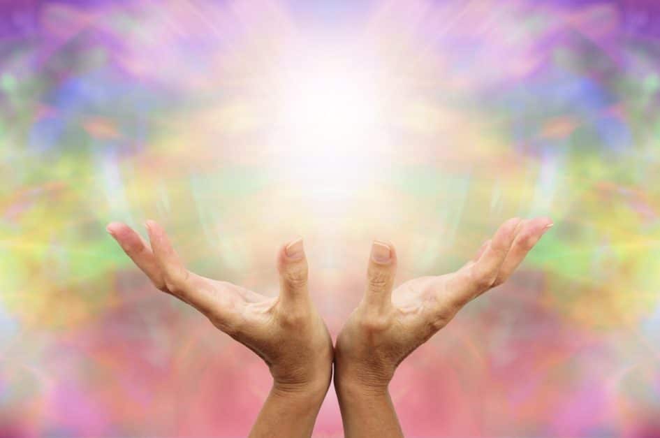 16 signes que vous avez des capacités de guérison cachées