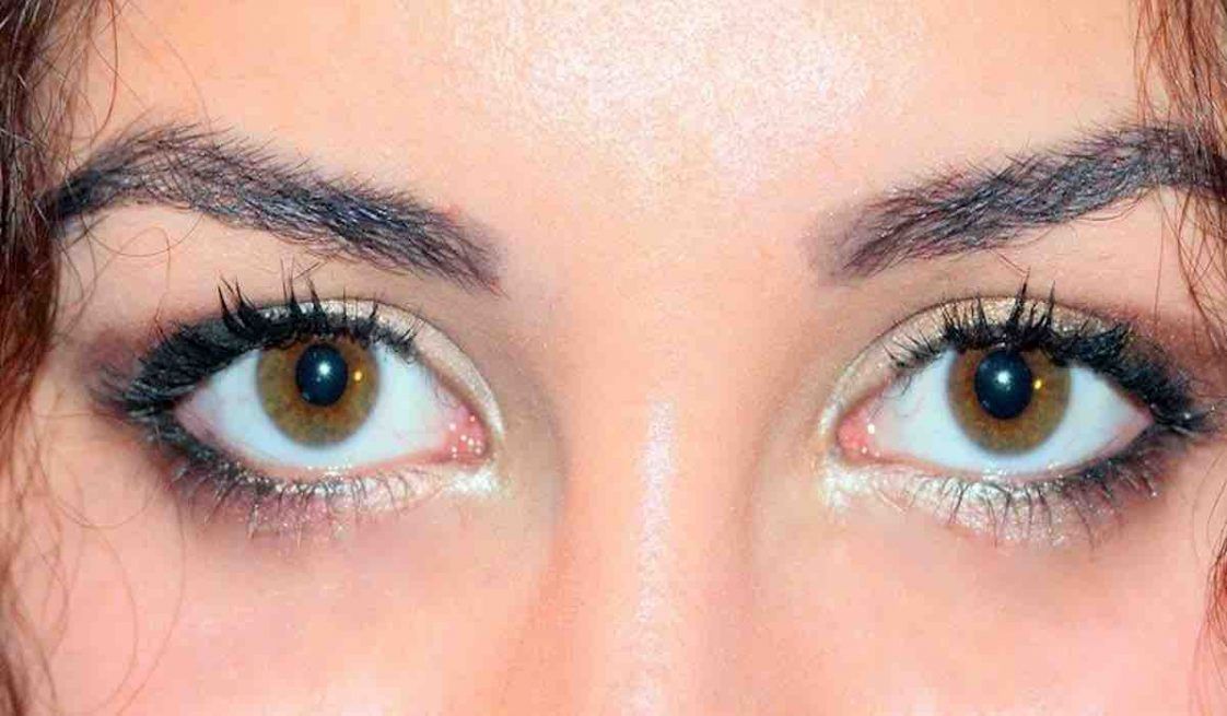 Les yeux noisette : un don divin - symbolisme et signification spirituelle