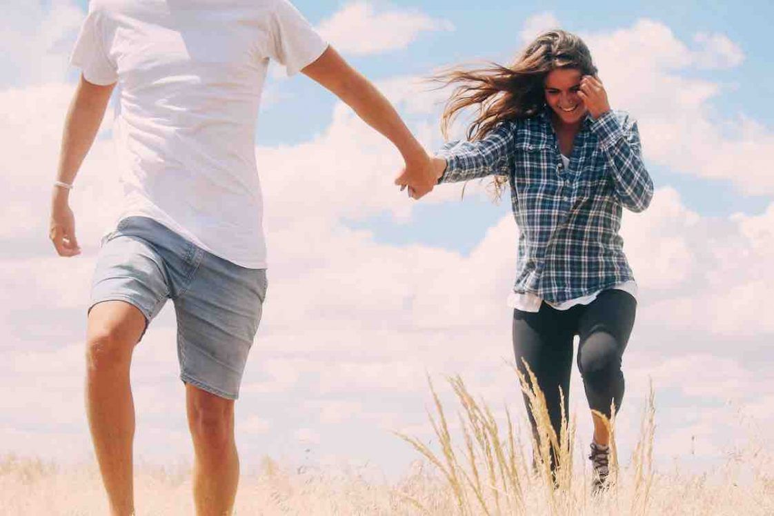 10 signes évidents qui montrent que vous êtes dans la bonne relation